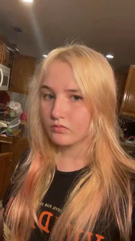 Advice on getting rest of pink out? | Scrolller