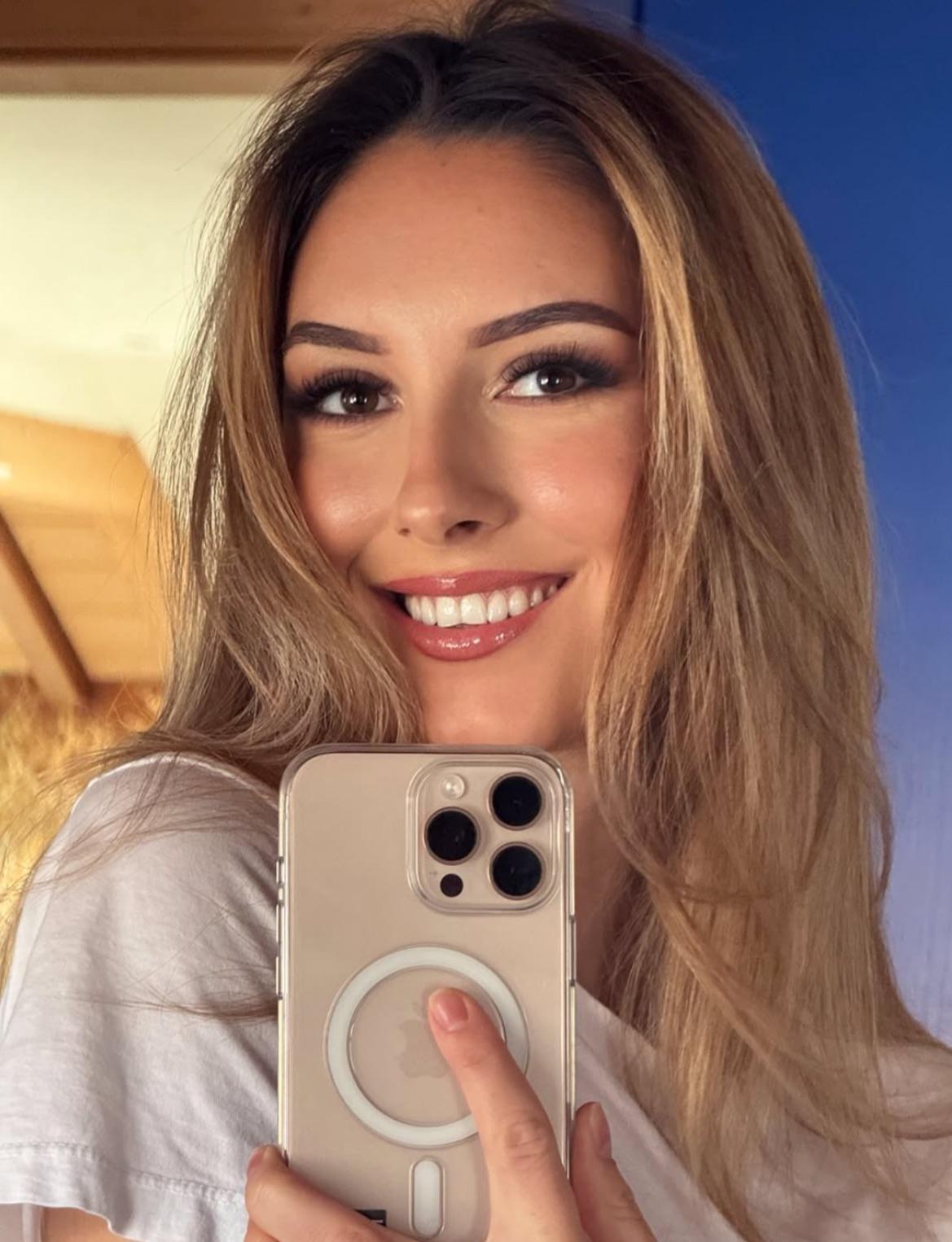 Ellen Stark | Scrolller