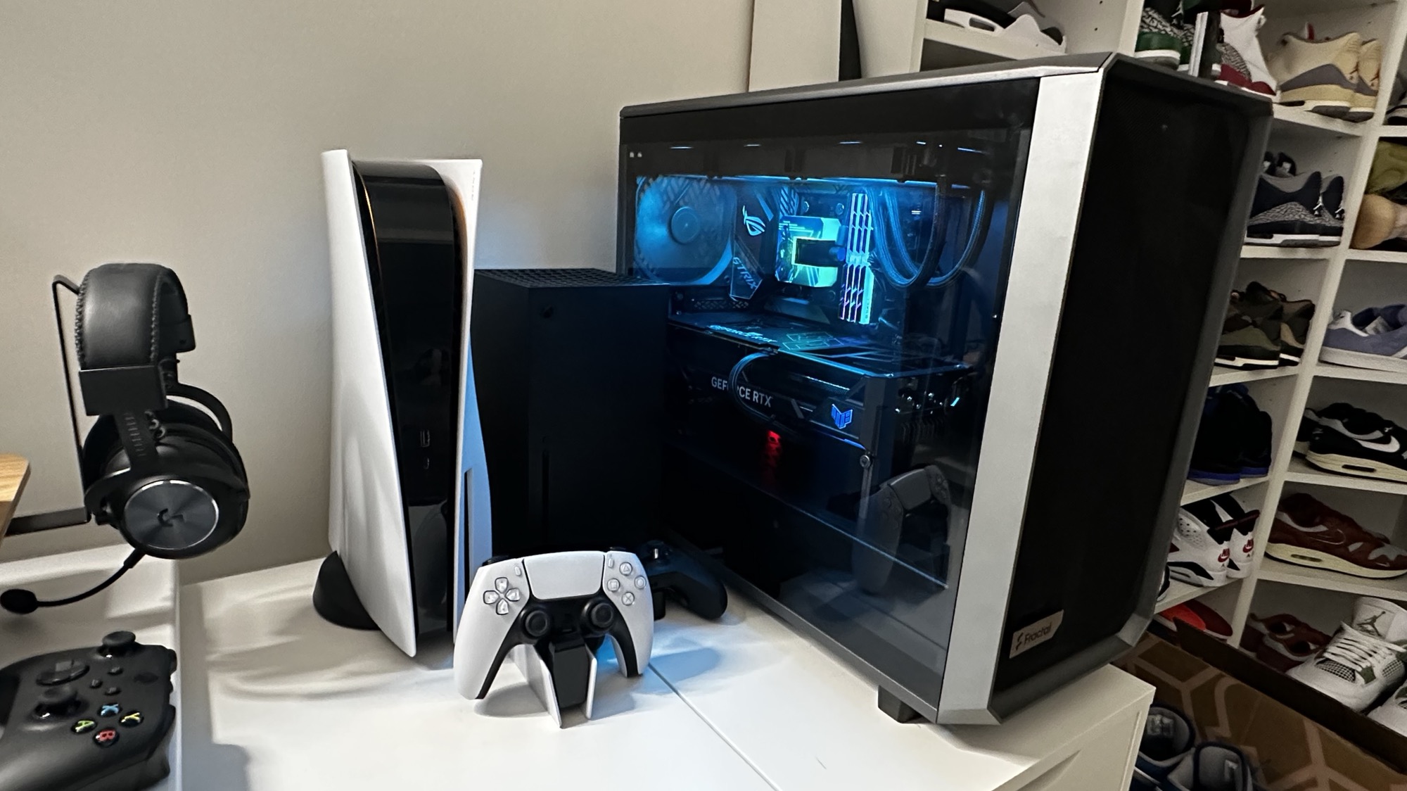 Multi Mac, PC and console setup - specs in comments | Scrolller