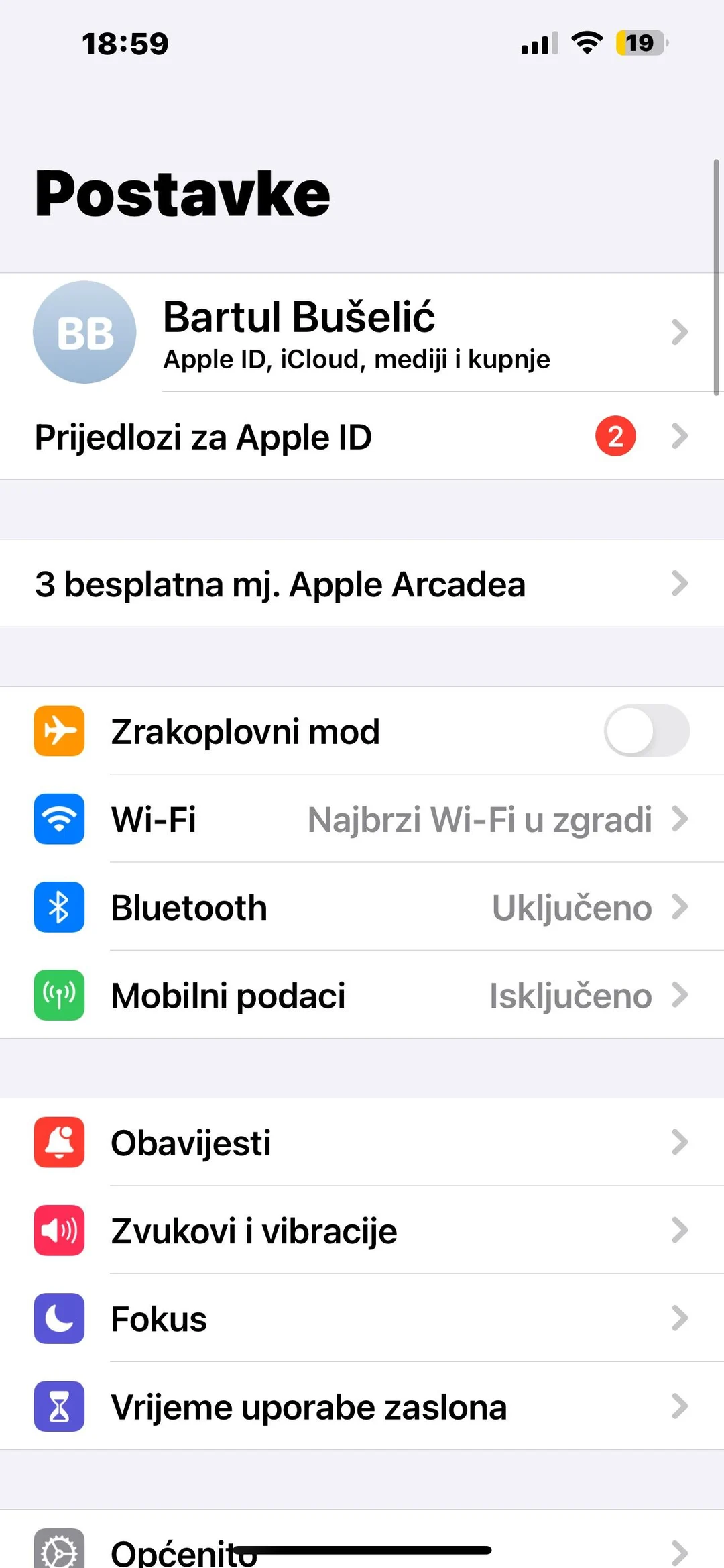Why my settings looks like this? | Scrolller