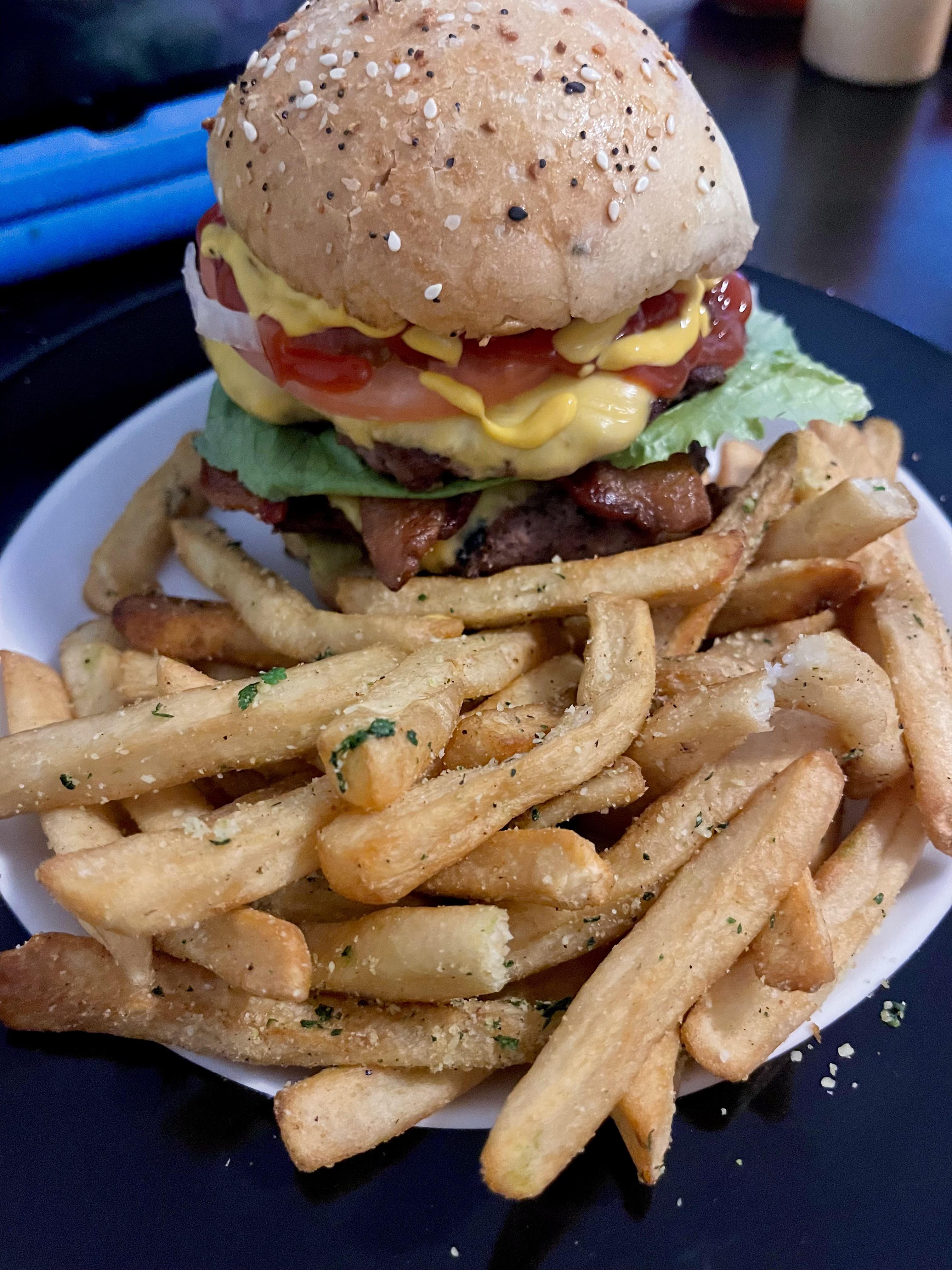 [homemade] Cheeseburger | Scrolller