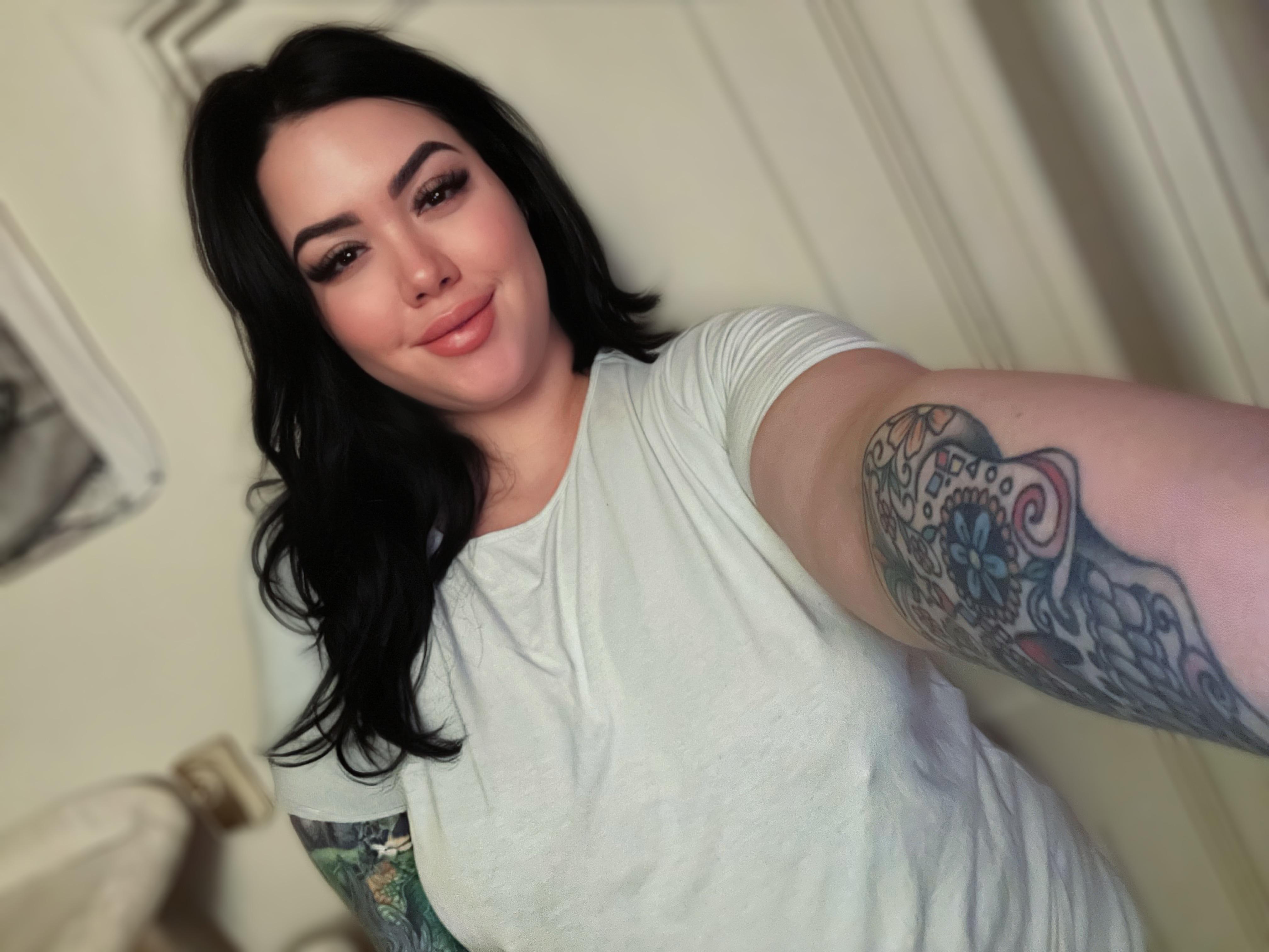 Native American, white | Scrolller