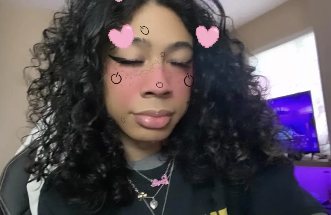 Felt pretty before work | Scrolller