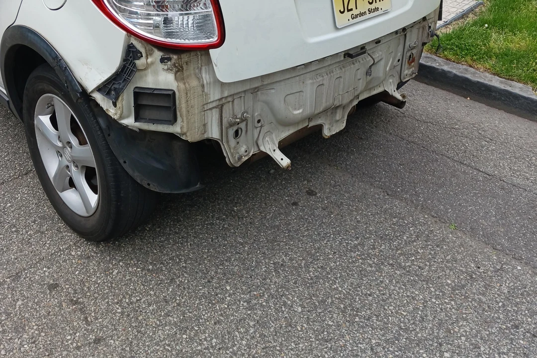 Looking for a rear bumper for a 2007Suzuki SX4 | Scrolller
