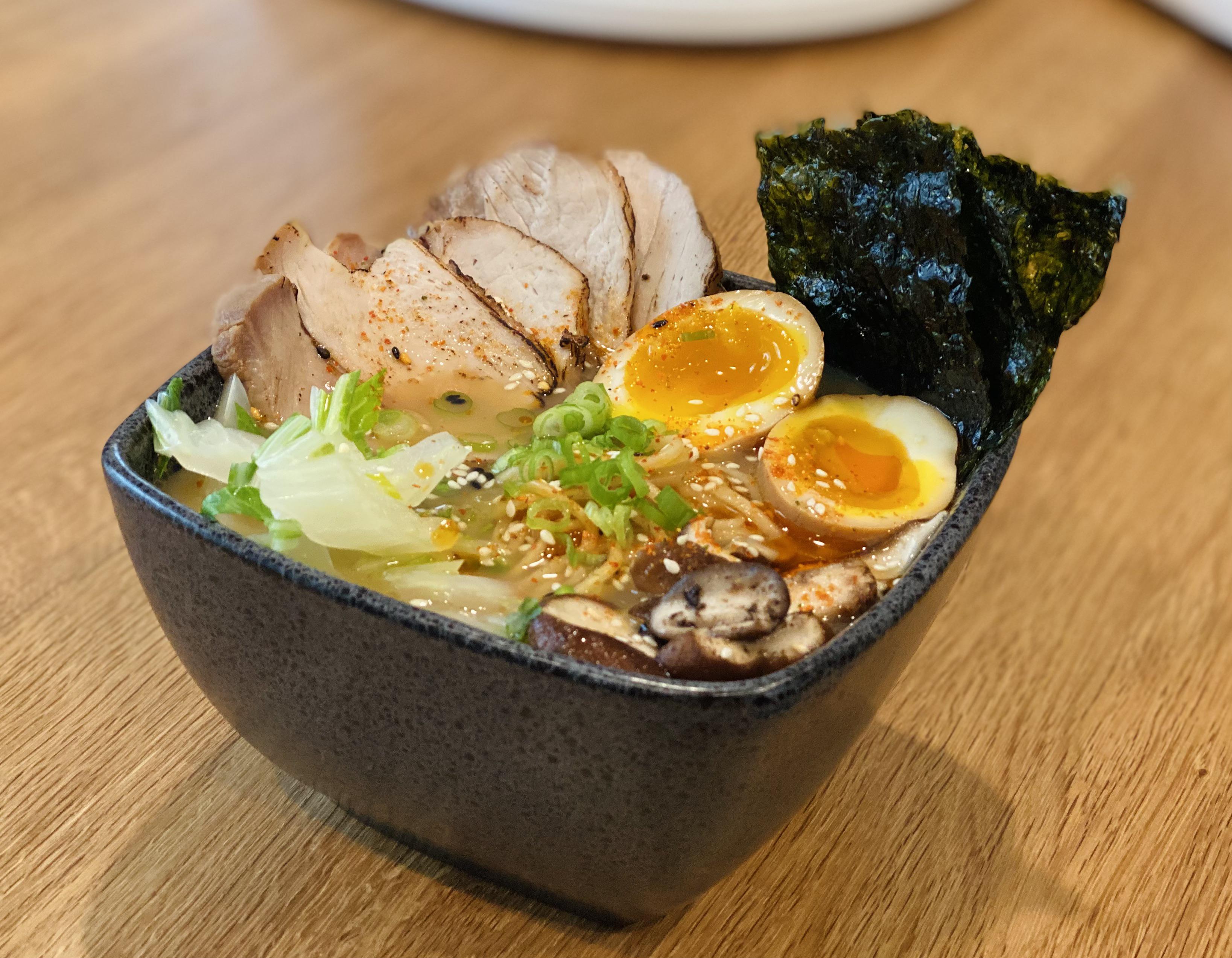 I made some Tonkotsu Ramen from scratch | Scrolller