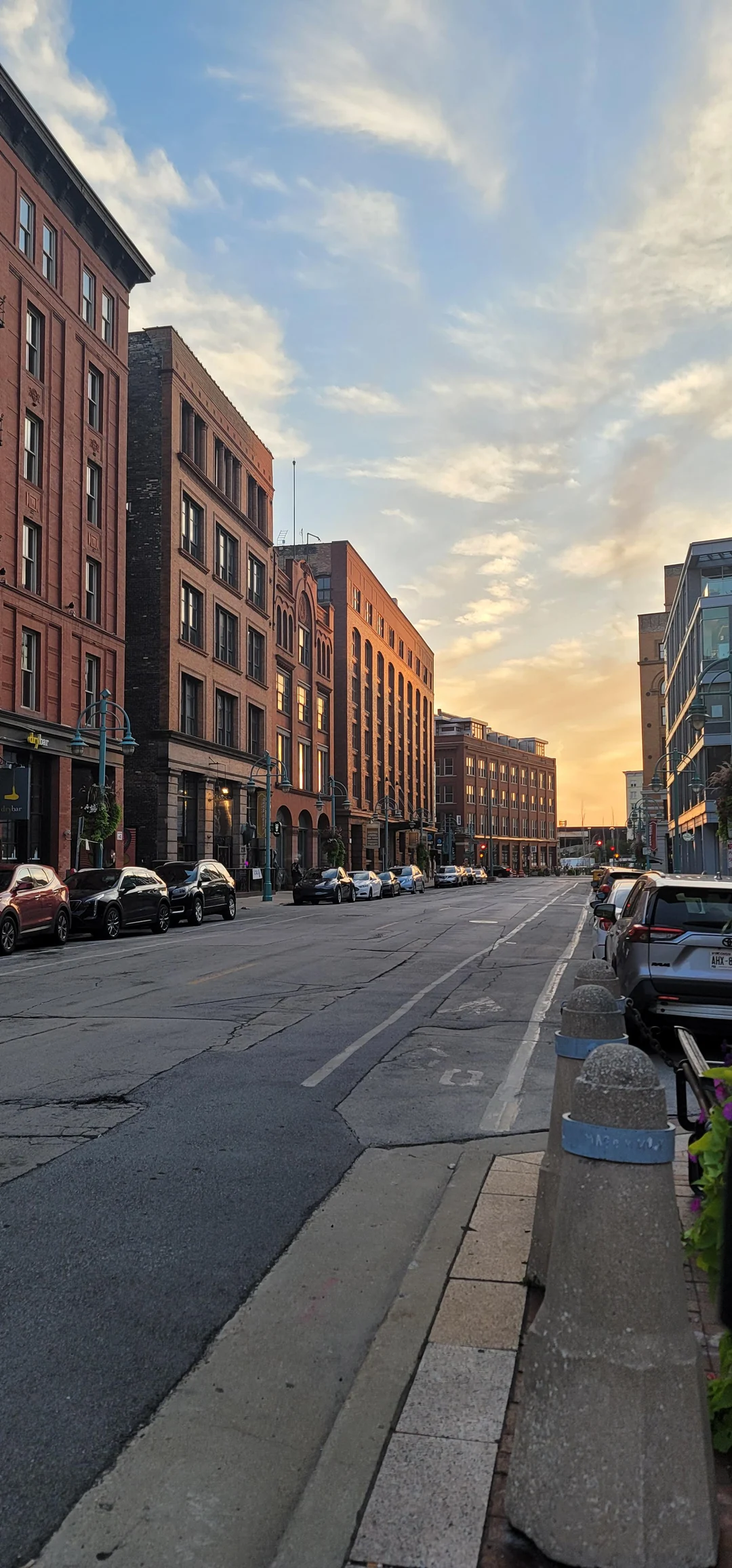 Downtown Milwaukee | Scrolller