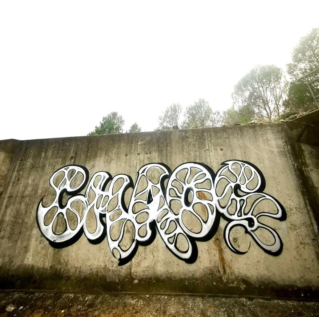 FUEGO | Scrolller