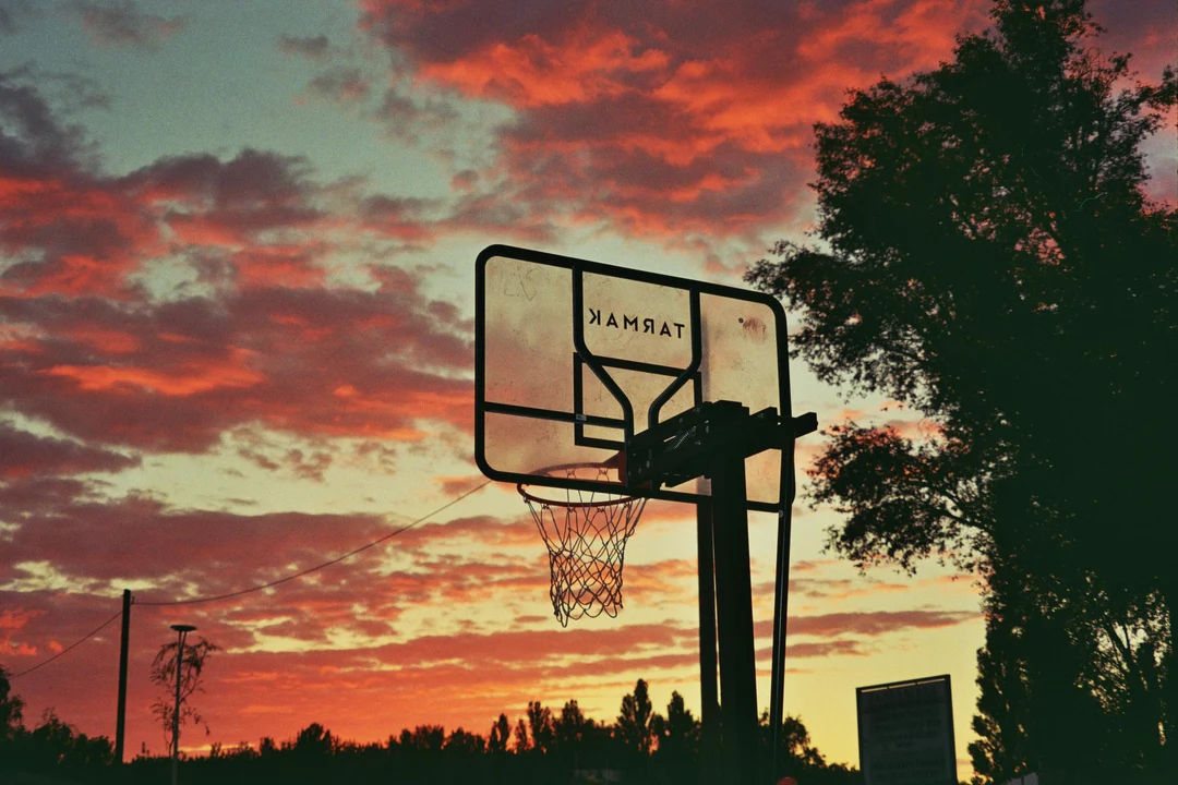 analog sunset | Scrolller