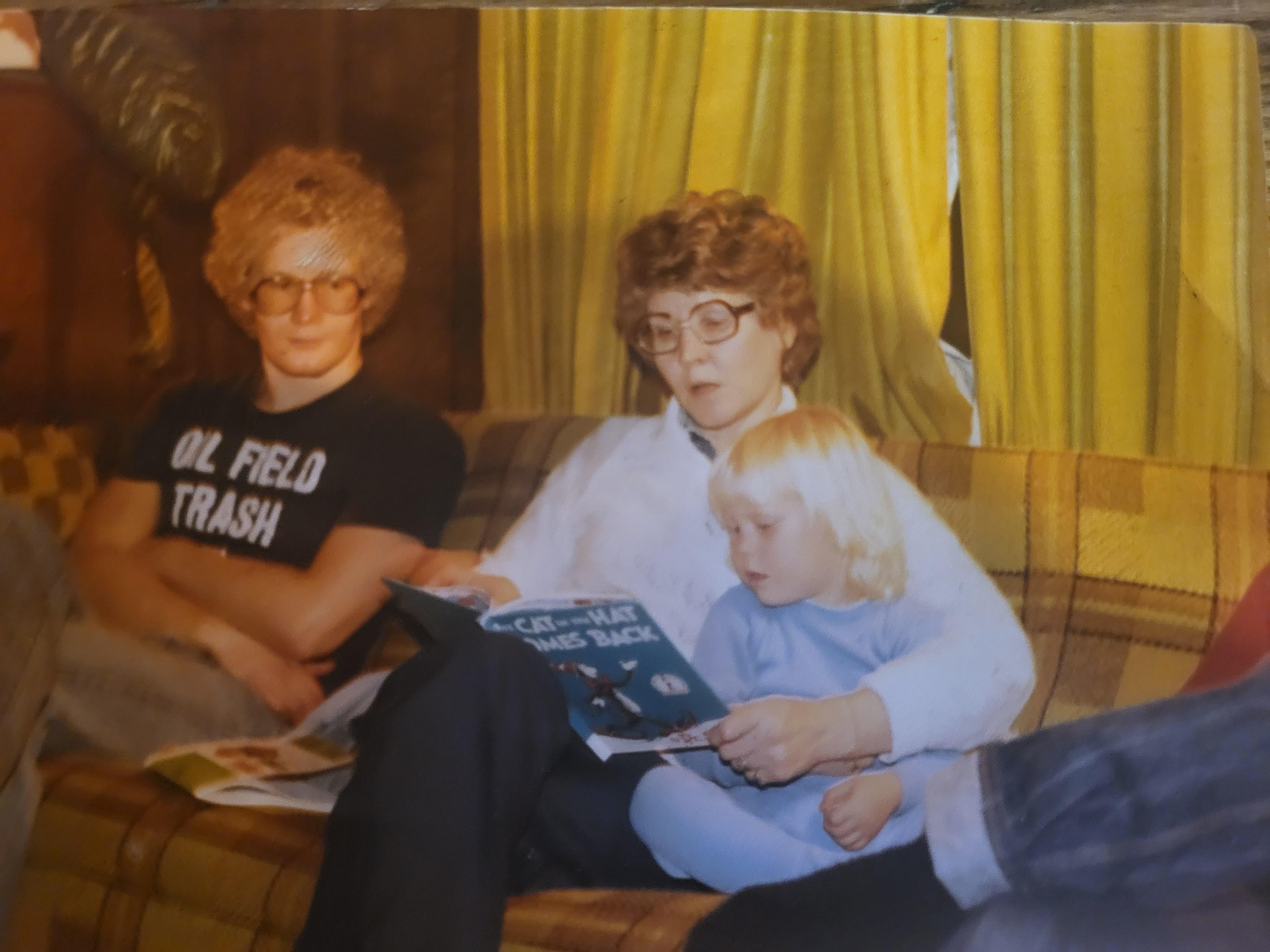 My uncle, grandma, and sister, early 80s | Scrolller