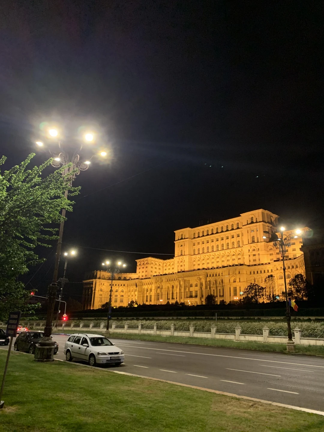 Palace of Parliament at night, Bucharest, Romania.[OC] | Scrolller