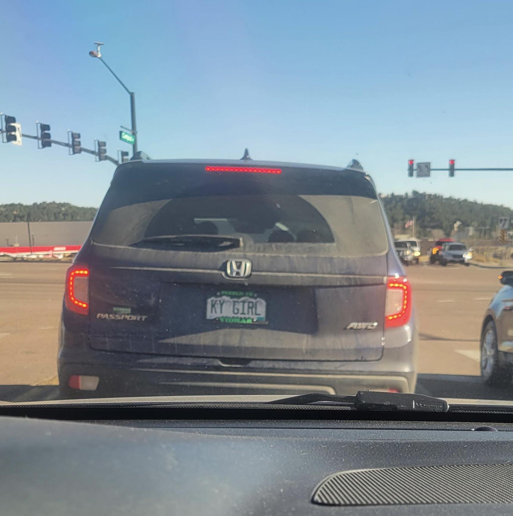 All the girls are Jelly of this license plate. | Scrolller