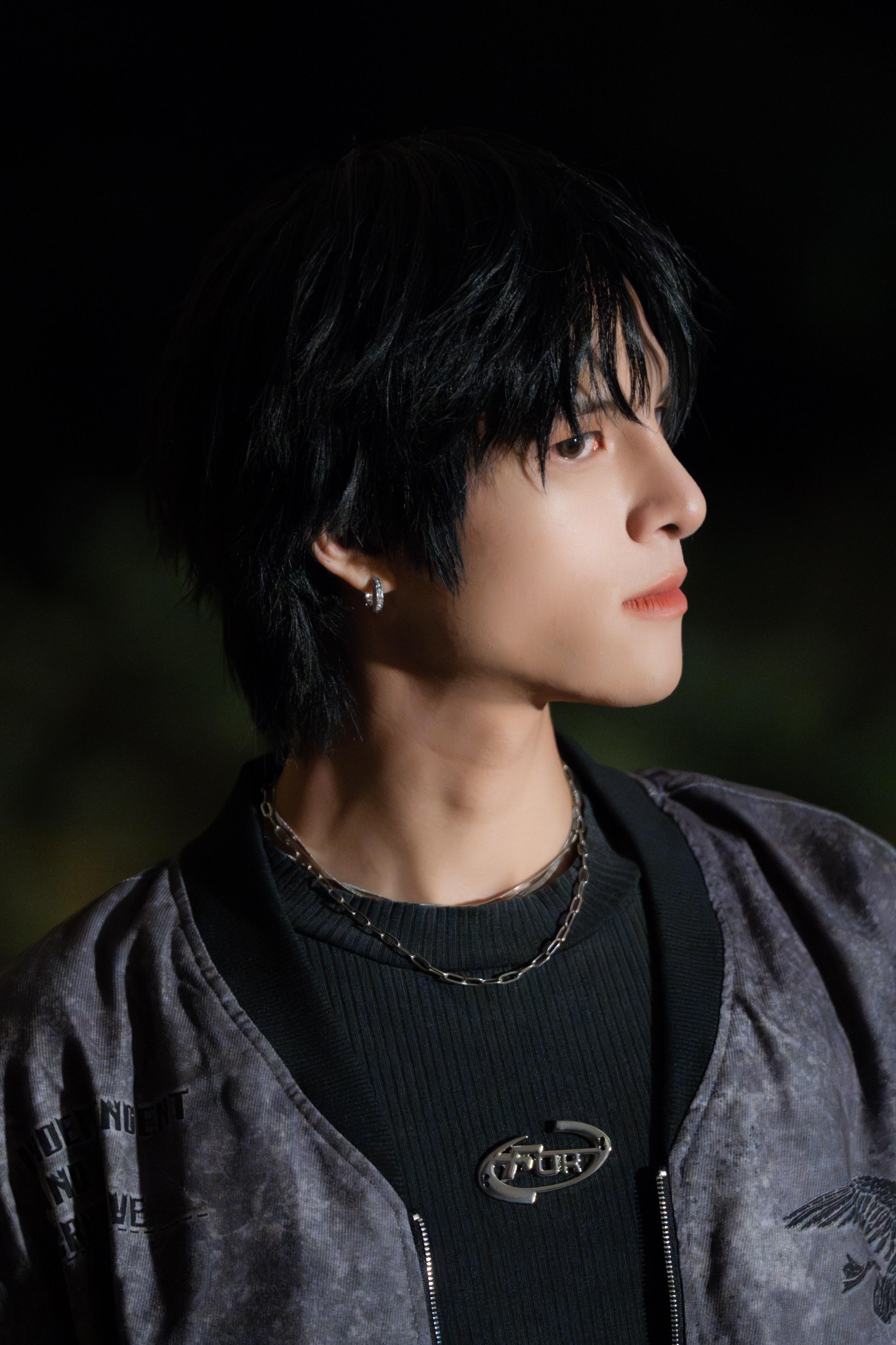 DayChild - 2nd Single Album: CRESCENT (Concept Photo - K) | Scrolller