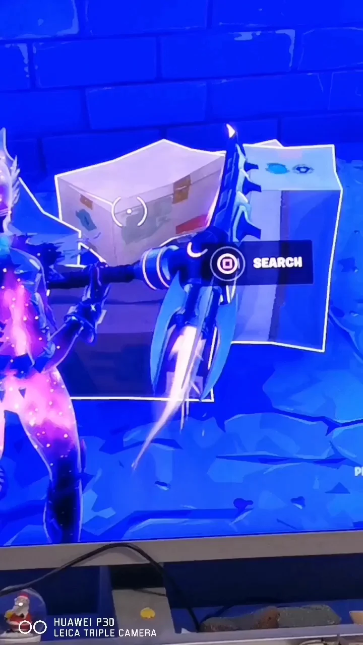 Why can you search this pile of boxes at greasy grove? | Scrolller