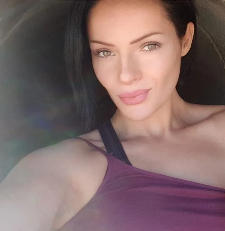 Taken down a terrible smelling, concrete sewerage tunnel.. with perfect lighting. 🤔😄😉 (f18 ...