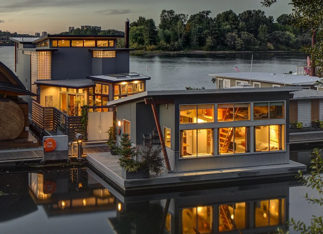 Floating Oasis: Discover the Most Stunning Floating Houses in the World | Scrolller