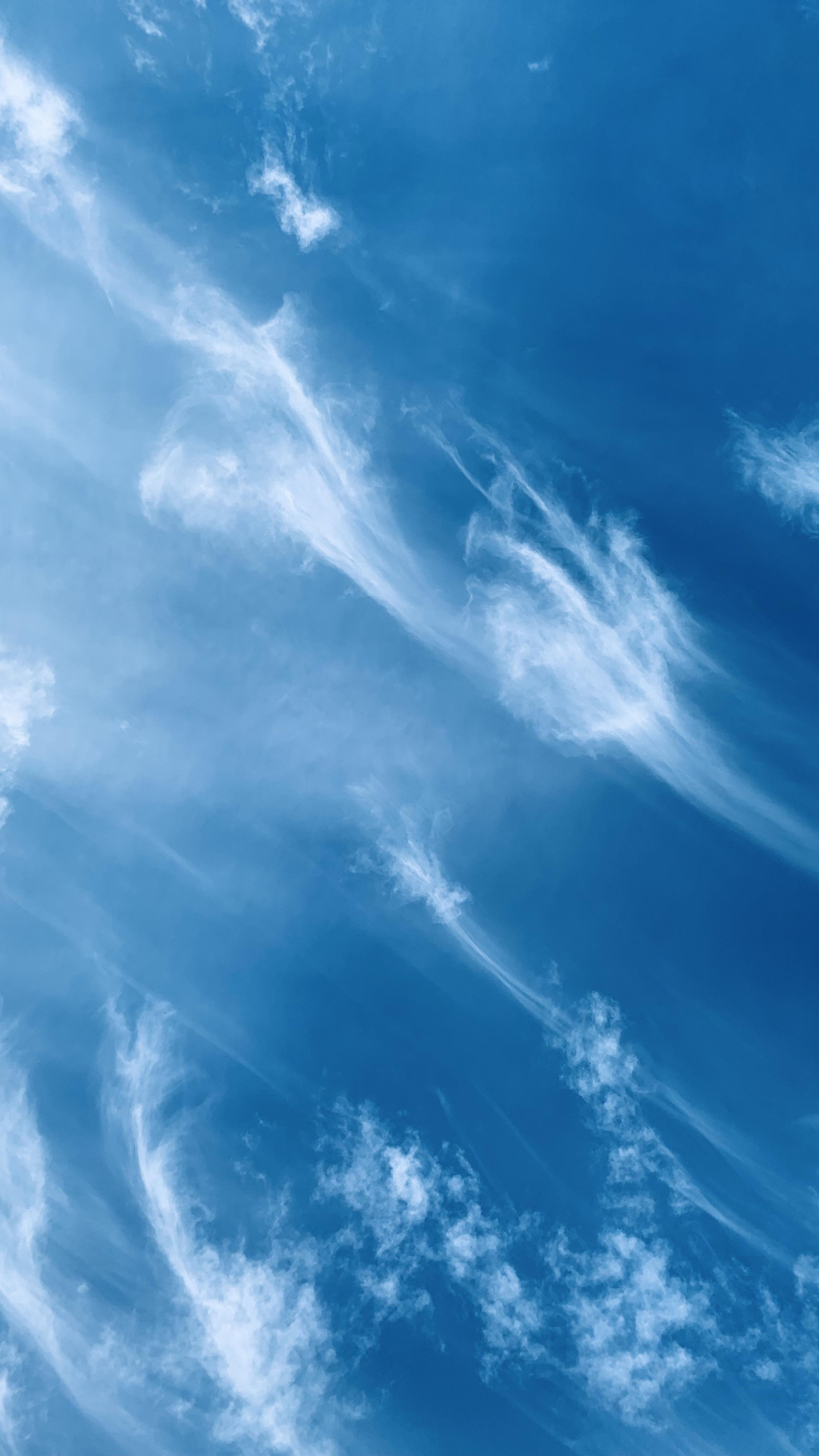 These are cirrus clouds | Scrolller