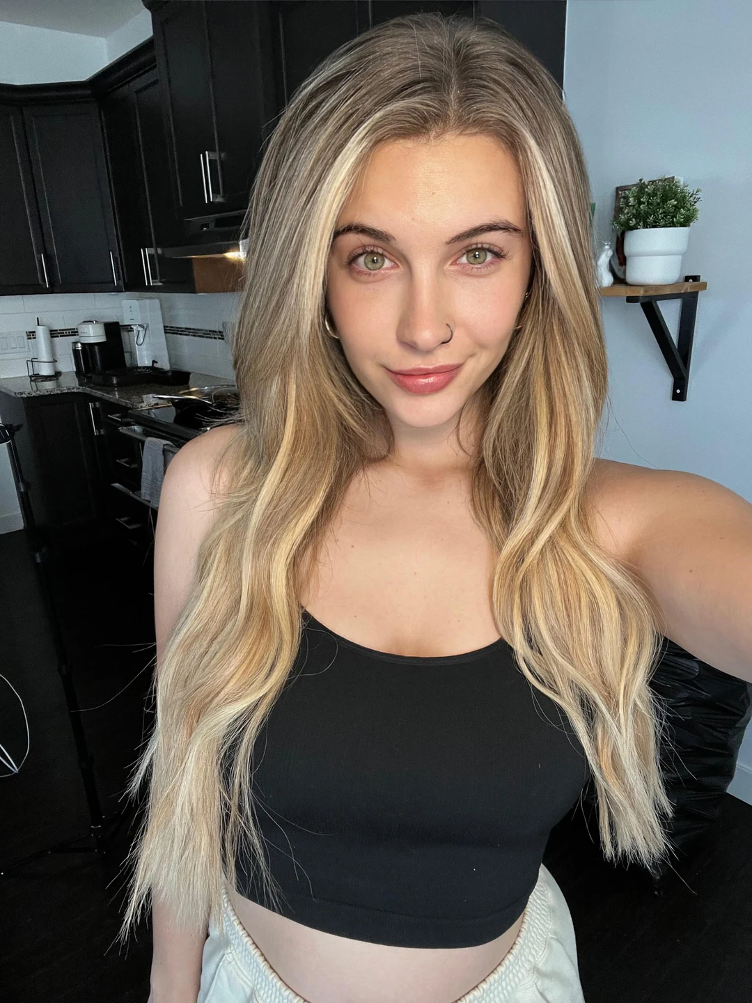 Felt Cute Today Scrolller