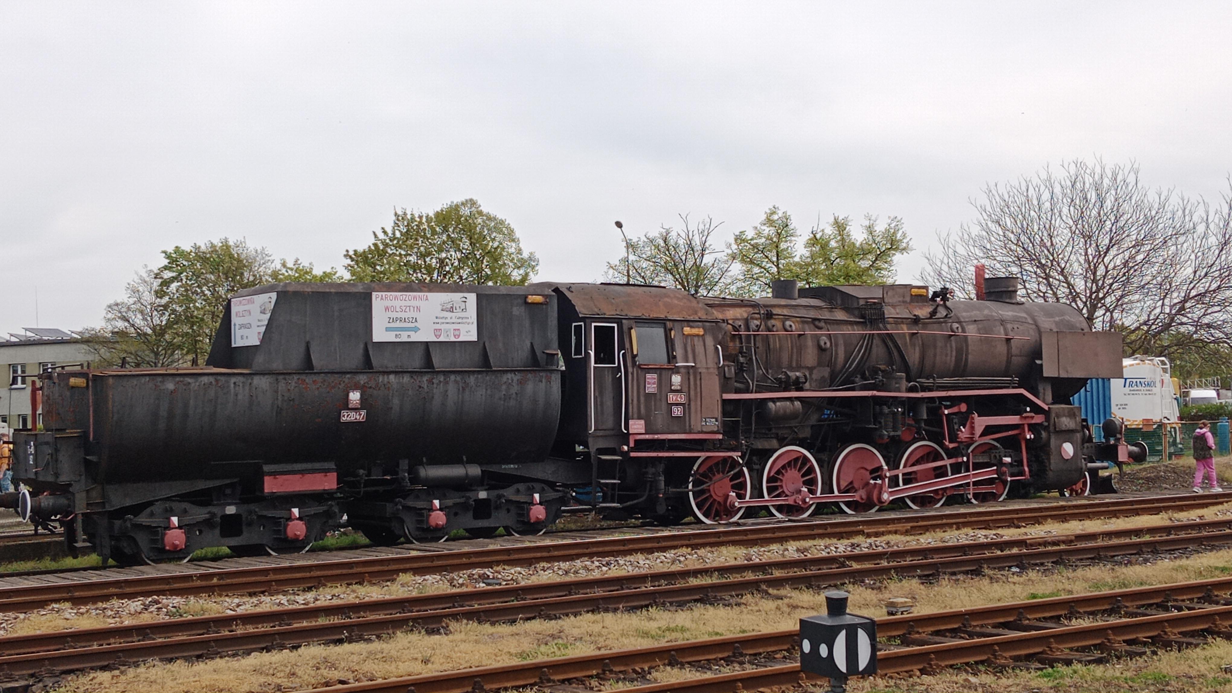 Steam locomotive Ty43-92 from 1948 with tender 32D47. Today it stands as an exhibit at the ...