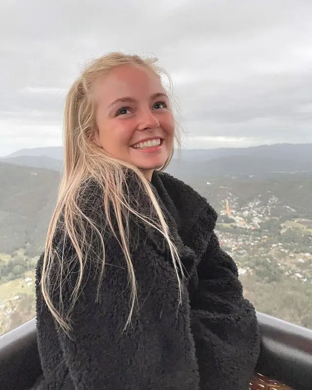 Brooke Rogers | Scrolller