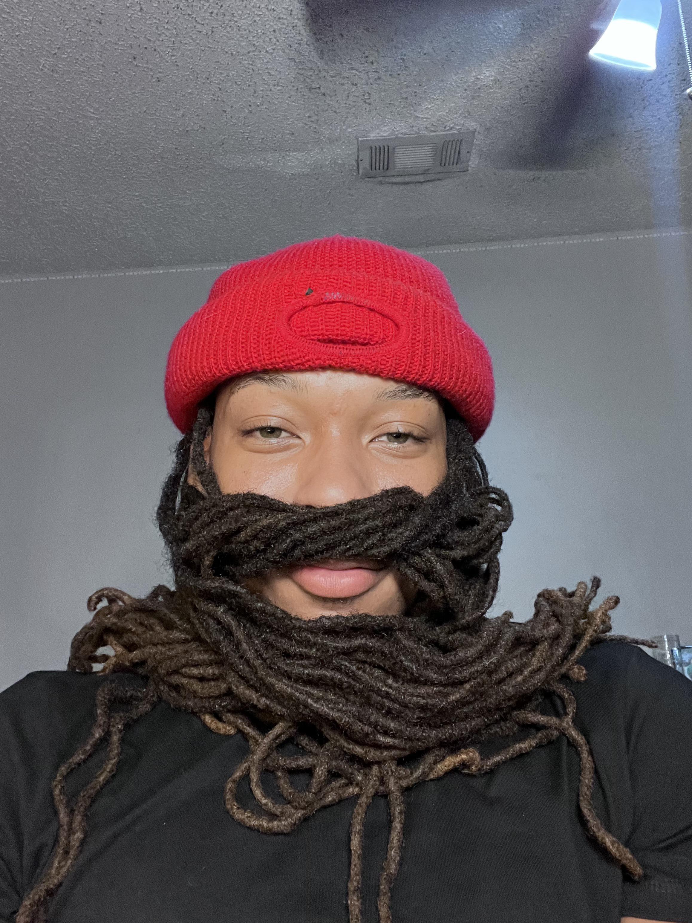 When she only talks to guys with beards. | Scrolller