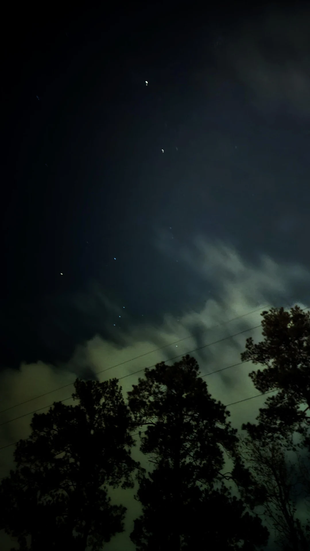 Clouds Creeping In [OC] | Scrolller