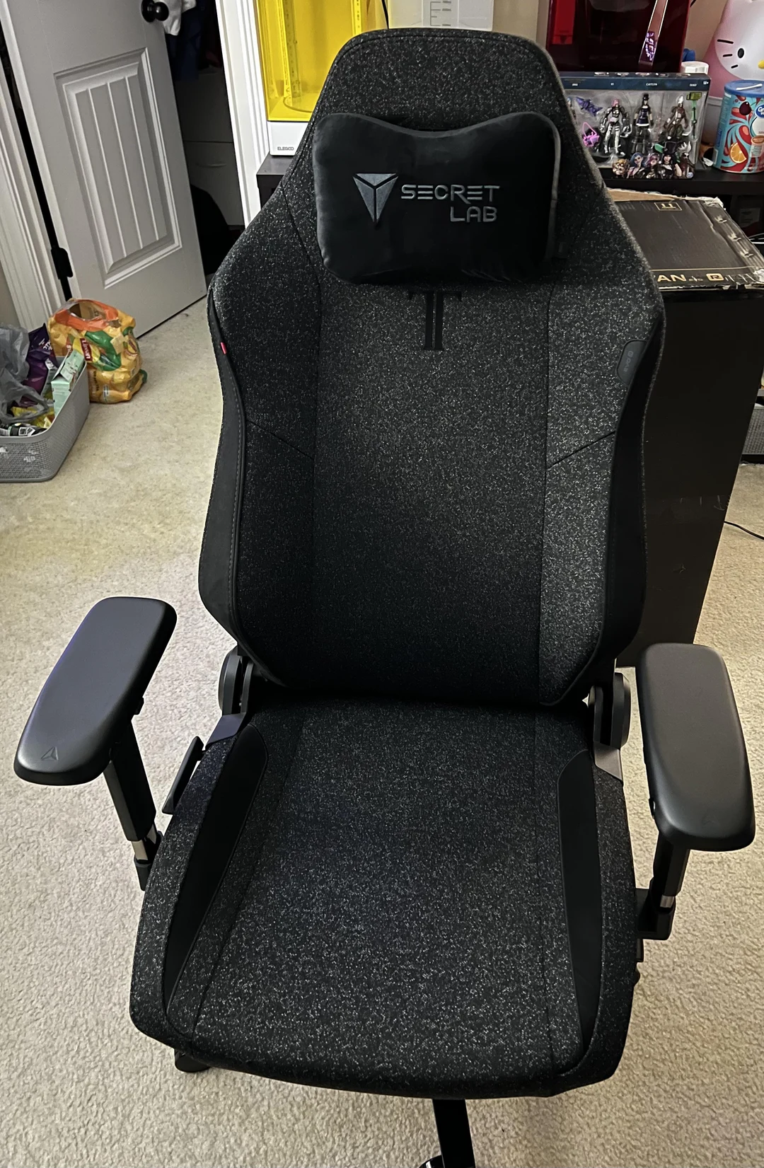 #secretlab | Scrolller