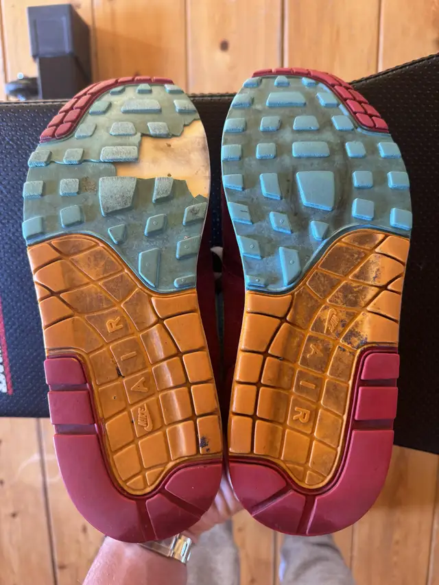 AM1 outsole issue | Scrolller