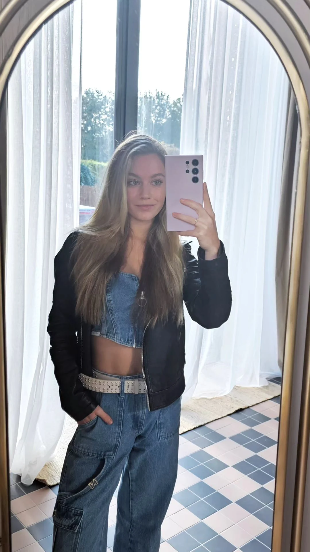 Sterre Koning | Scrolller