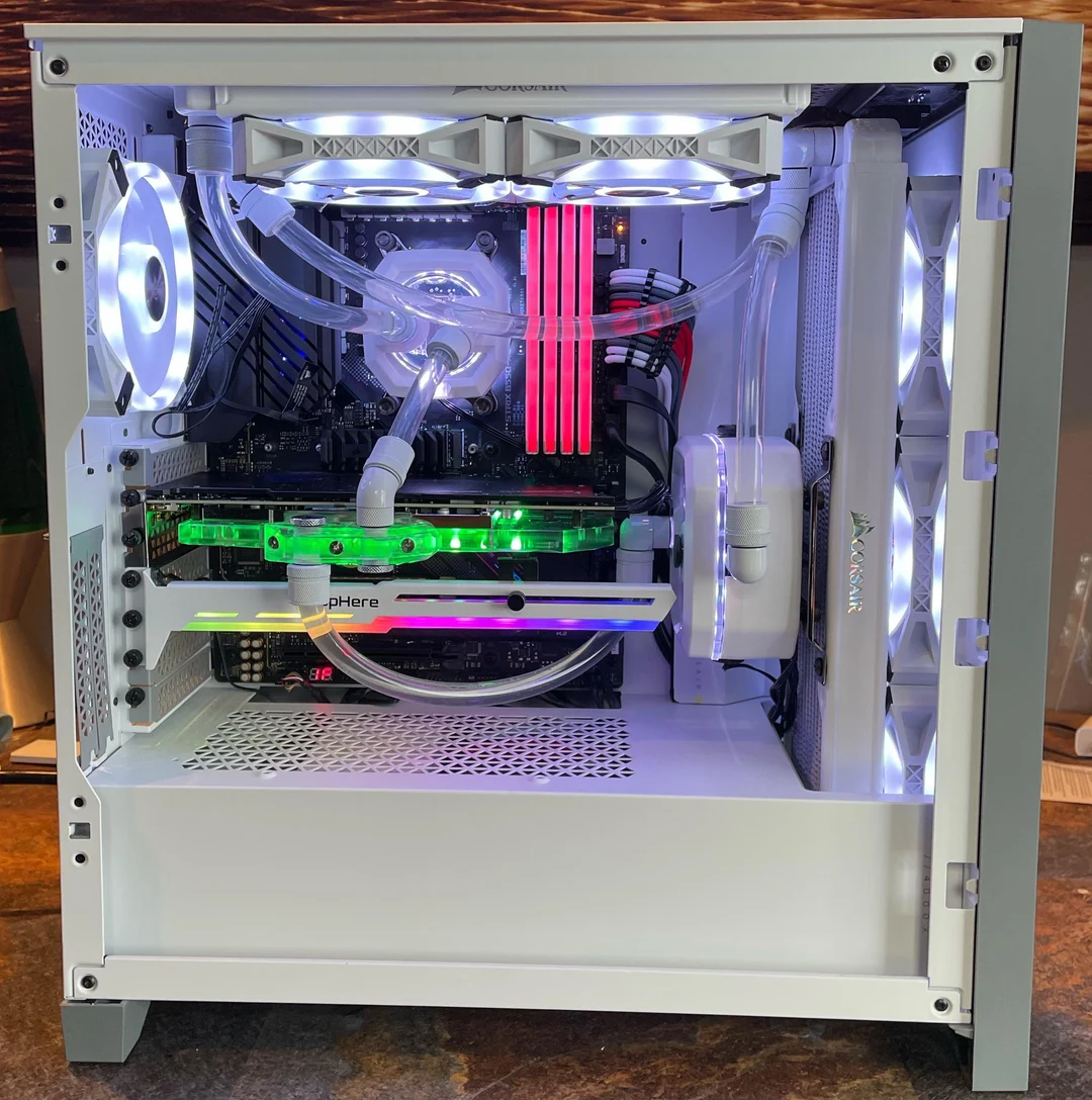 First custom loop (Corsair 4000x Case) | Scrolller