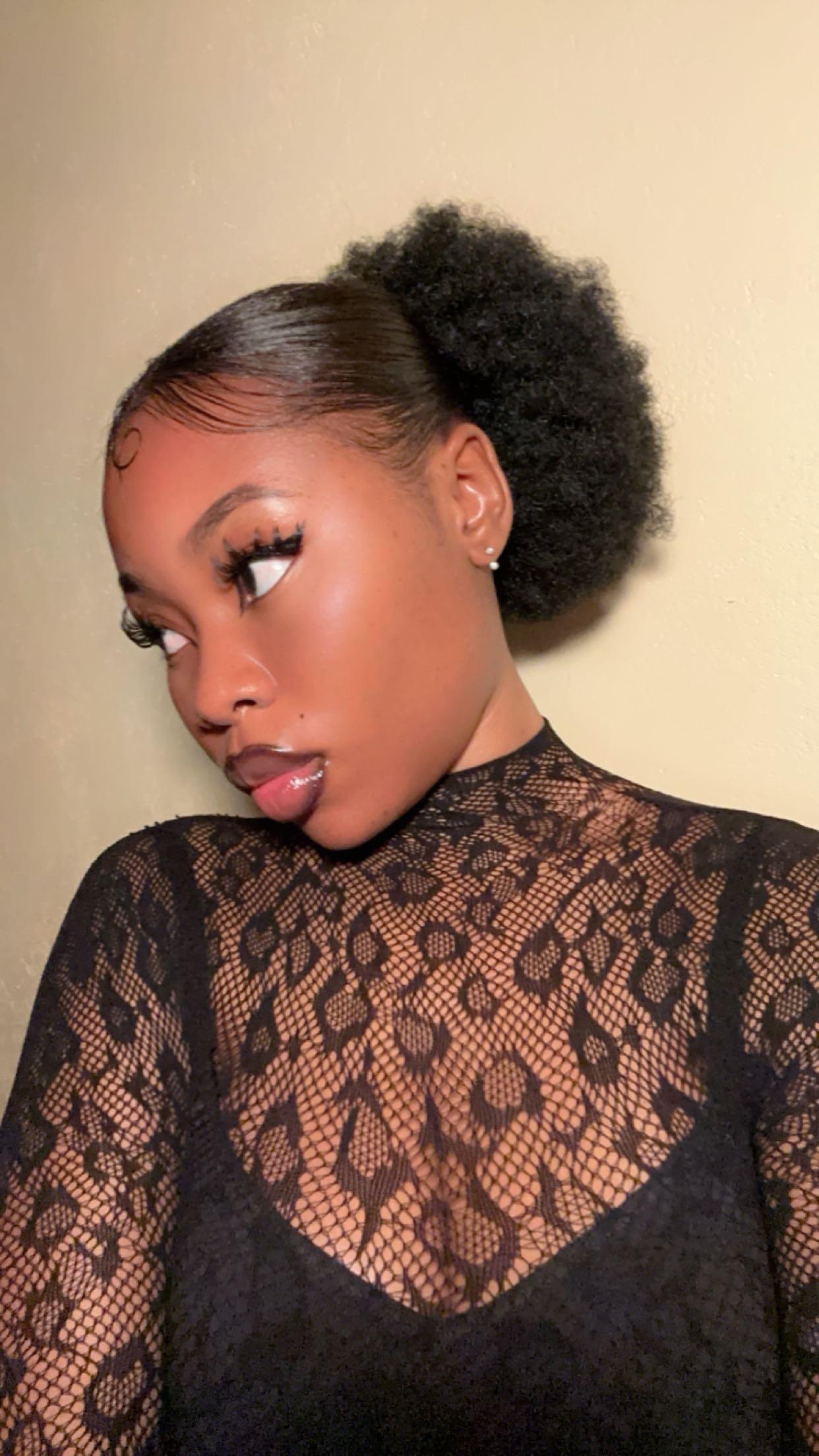 Since y’all bashed me about the wig😂 | Scrolller