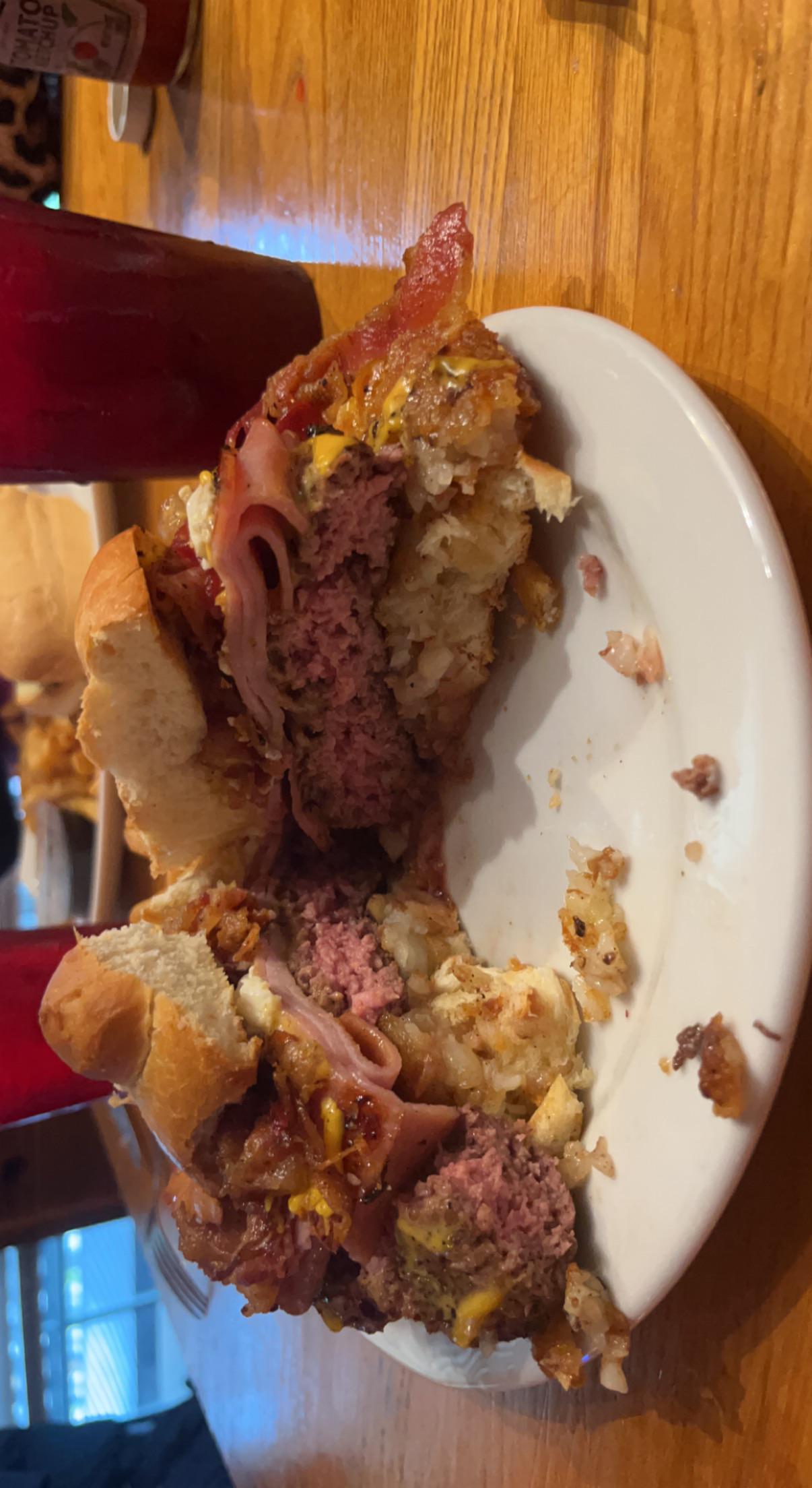 [i ate] a rise and shine burger | Scrolller