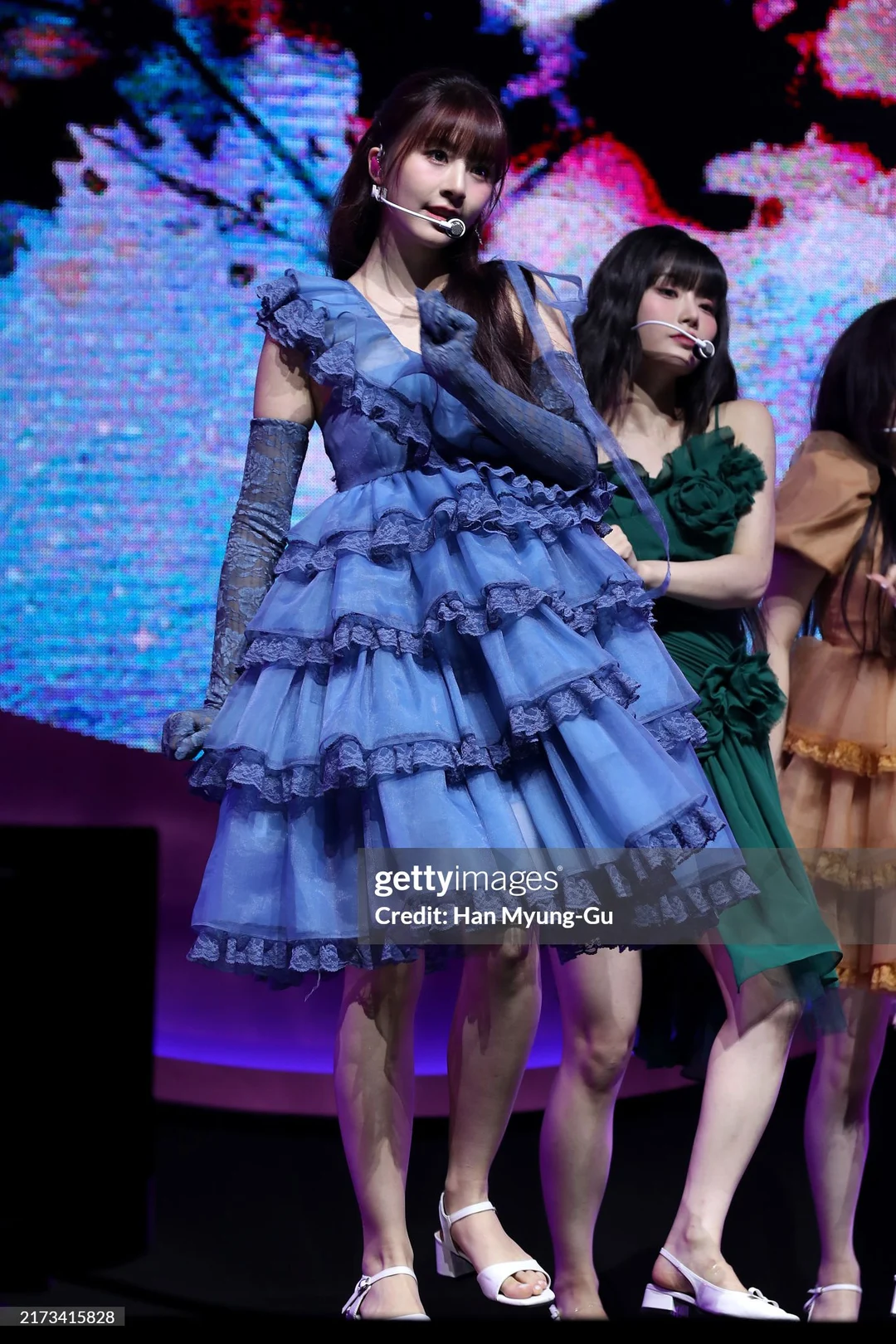 FIFTY FIFTY - Hana | Scrolller