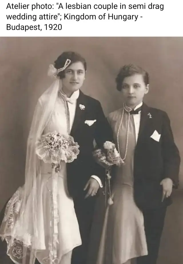 Hungarian lesbian couple 1920 | Scrolller