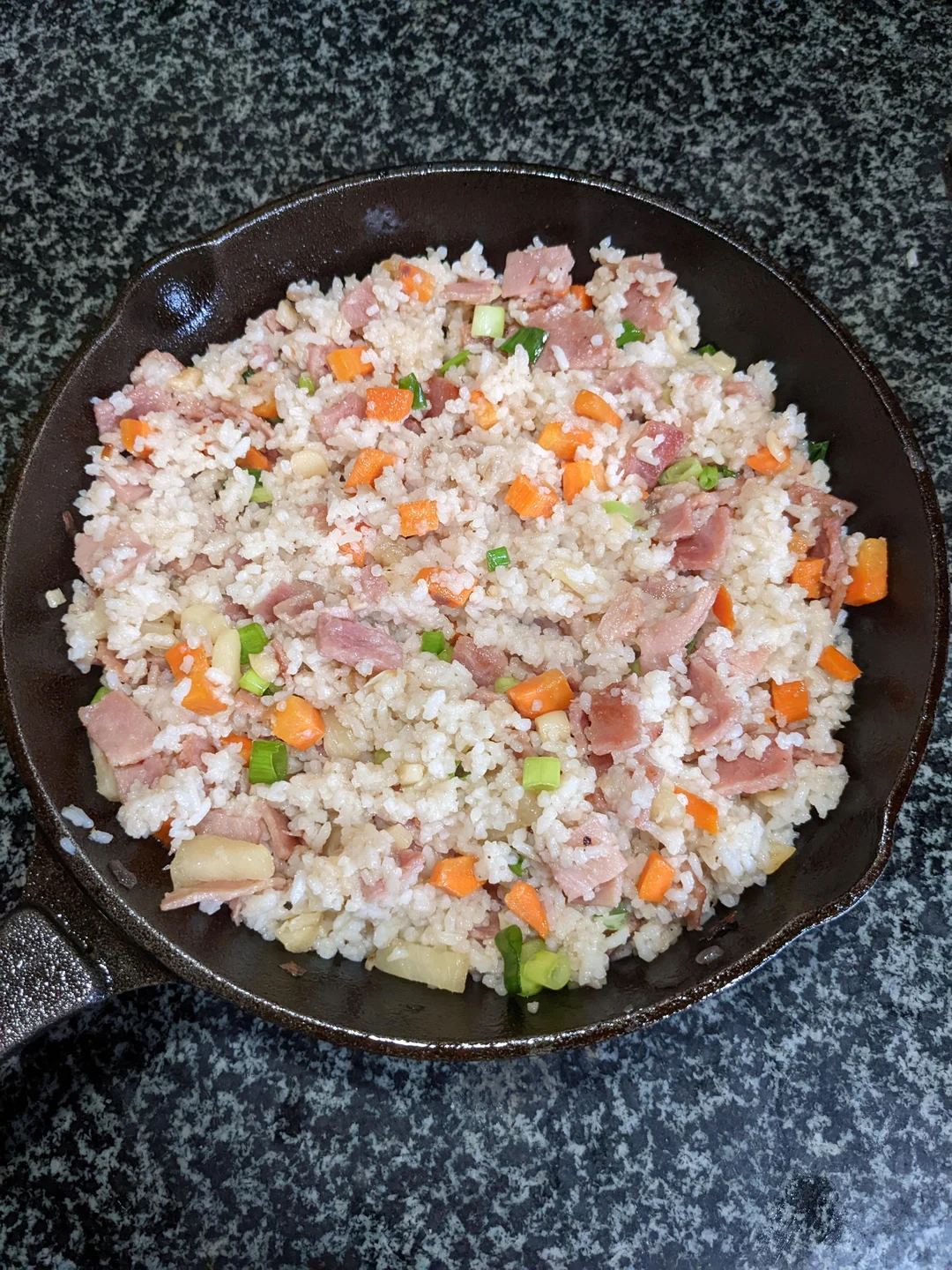Pineapple & Ham Fried Rice! | Scrolller