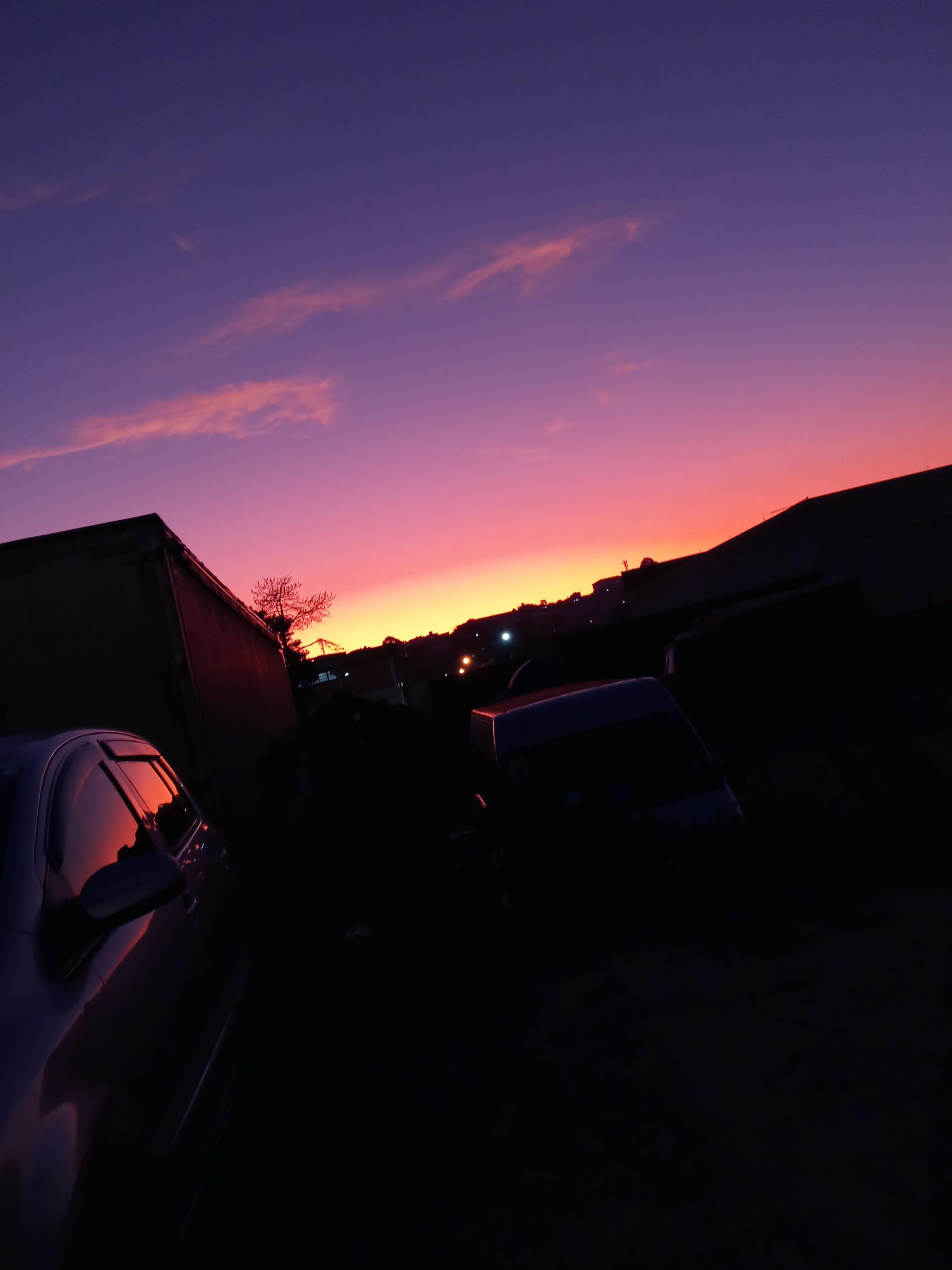 Sunset seen from a parking lot•SP/Brazil | Scrolller