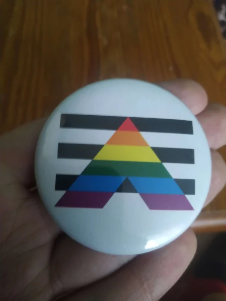 Plain pin | Scrolller