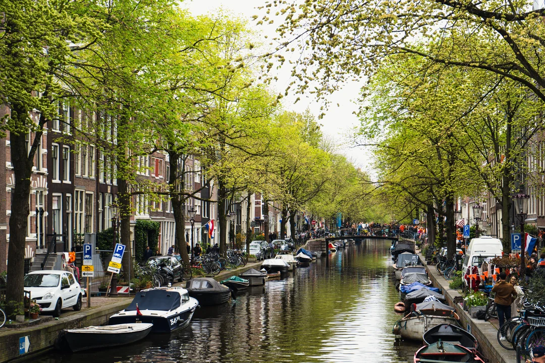 Amsterdam | Scrolller