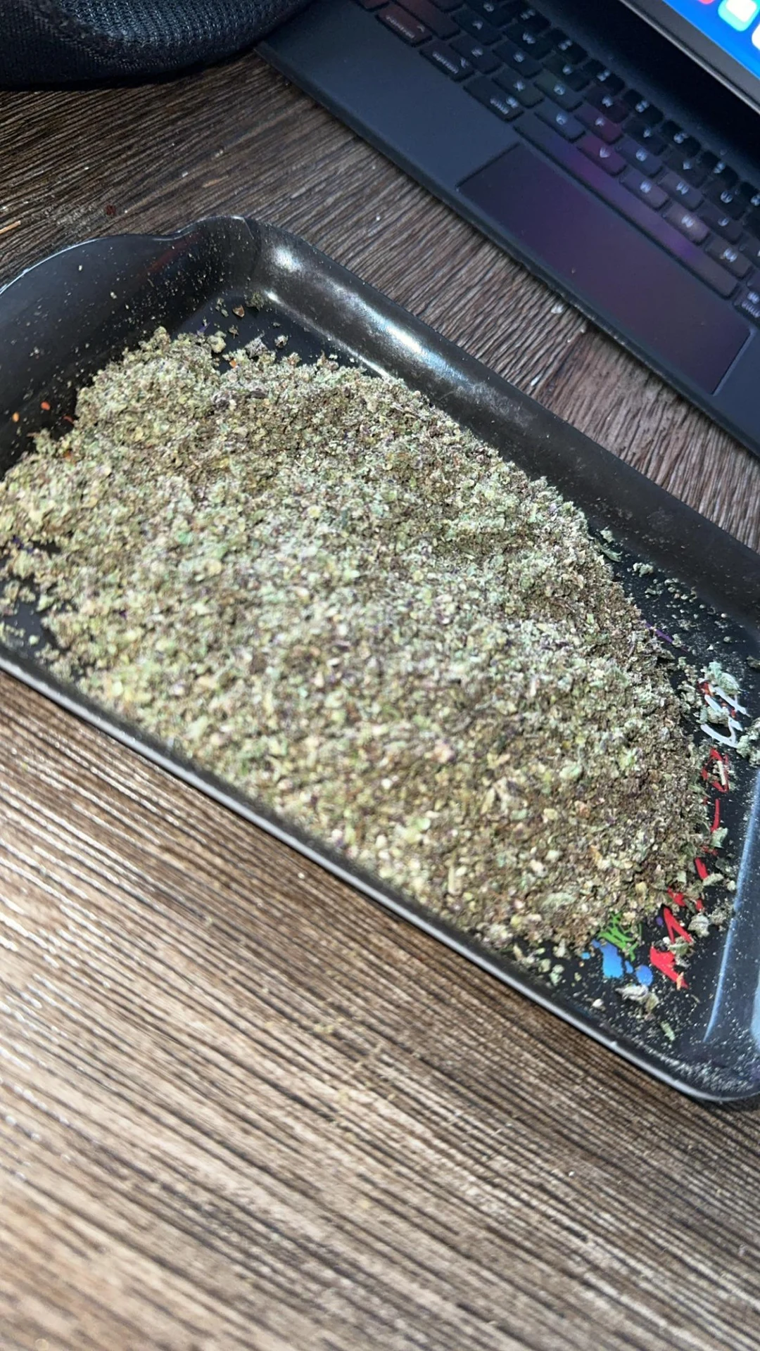 Blunt rolling | Scrolller