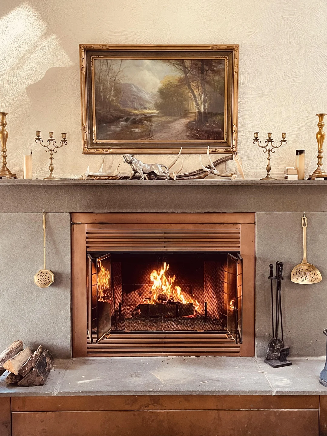 Our fireplace a few weeks ago: | Scrolller