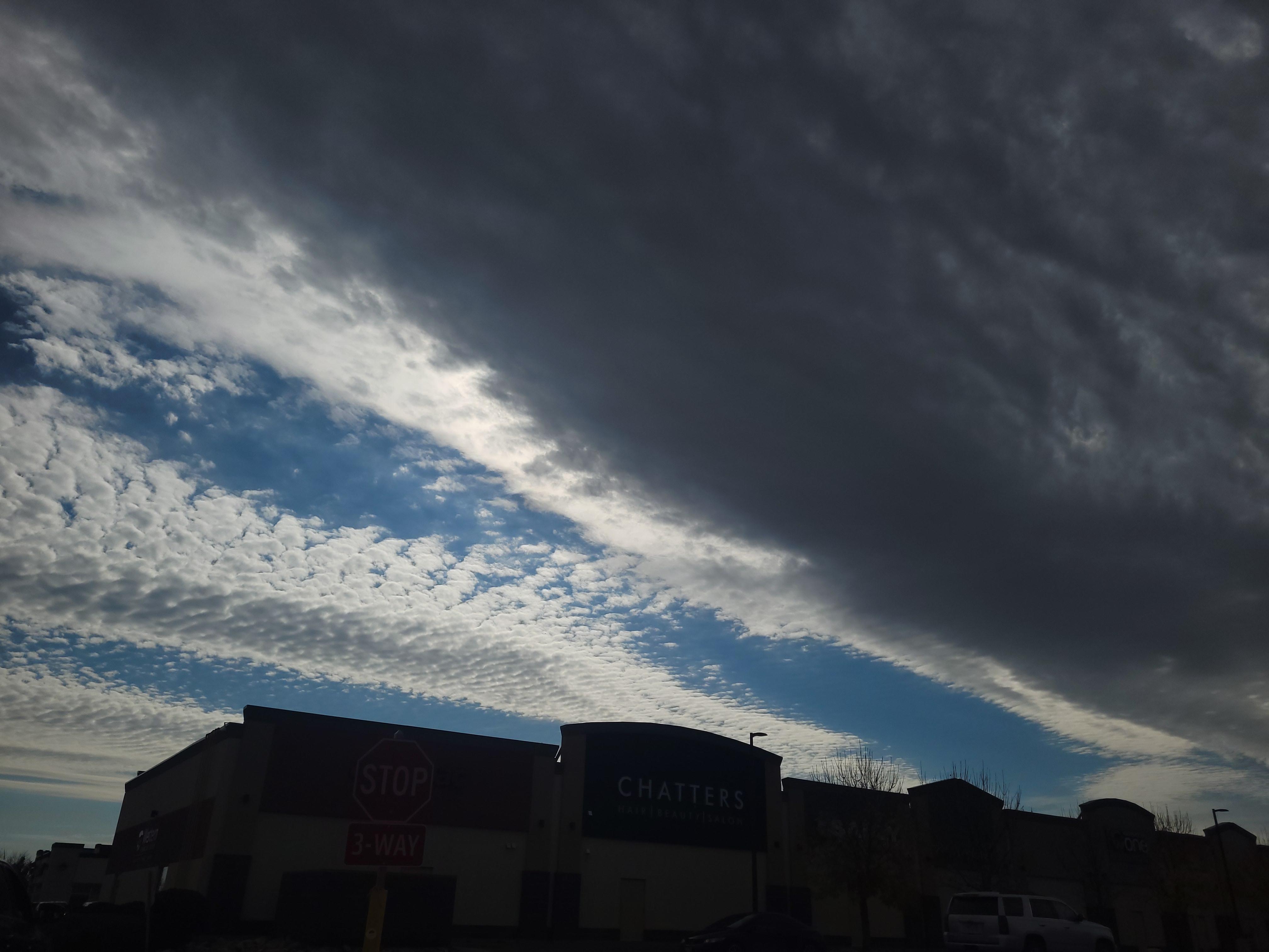 I really enjoy taking photos of clouds | Scrolller