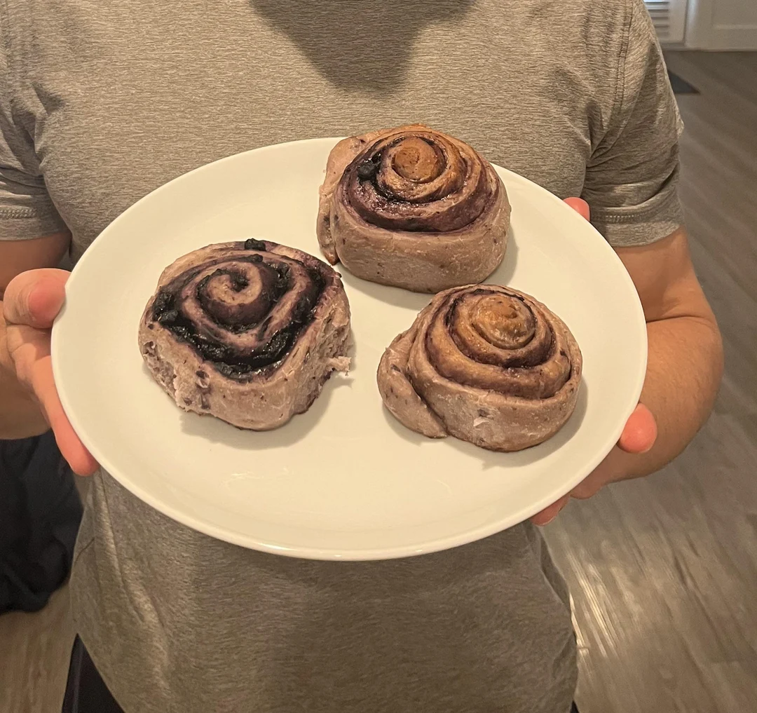 Blueberry Sweet Rolls ! | Scrolller