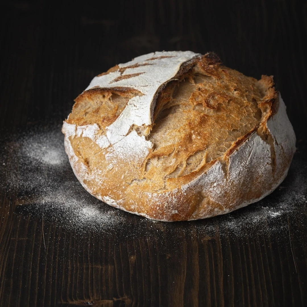 Glamour Shot | Scrolller