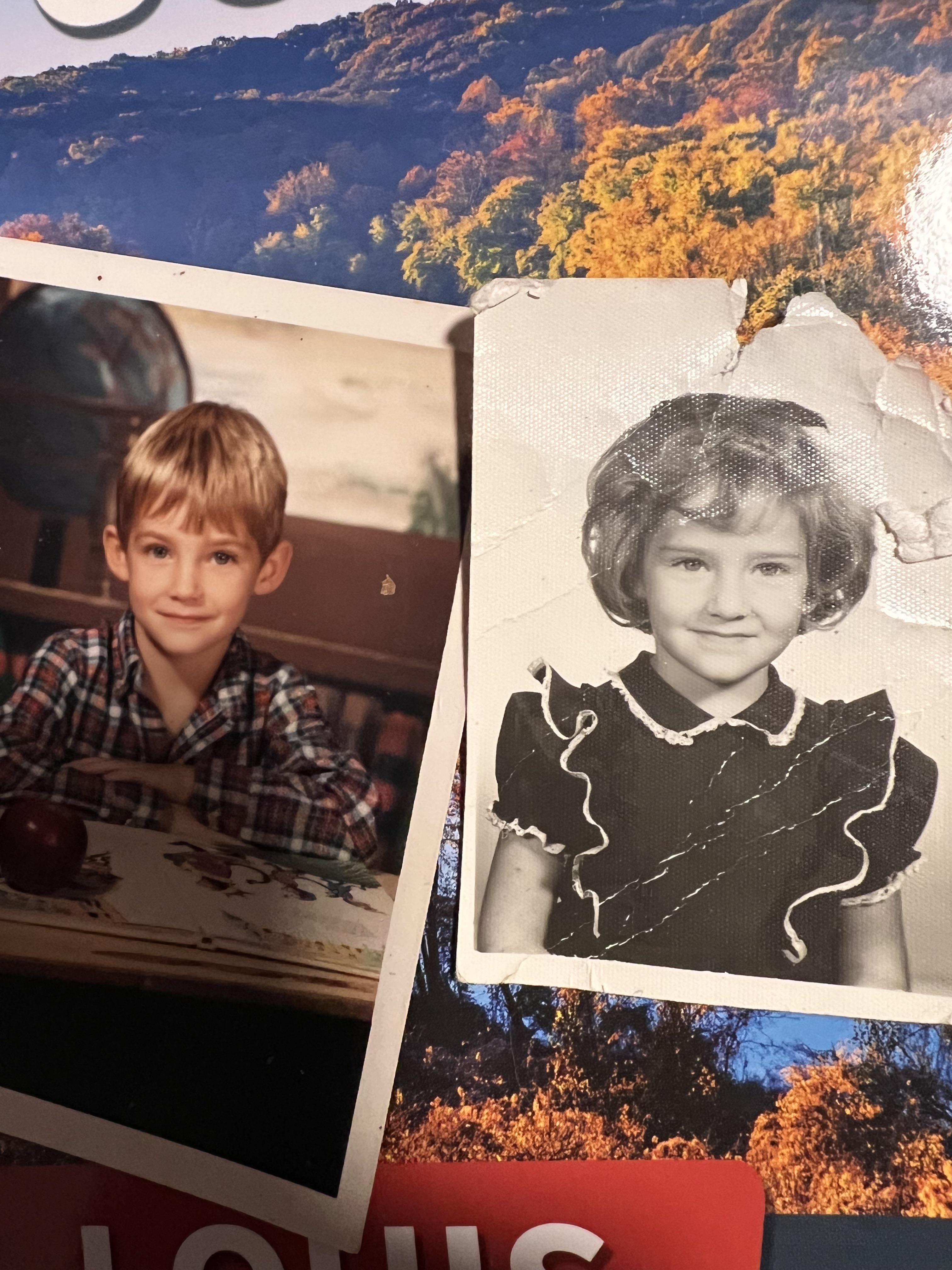 Mom in kindergarten 1960, Me in kindergarten 1986 | Scrolller
