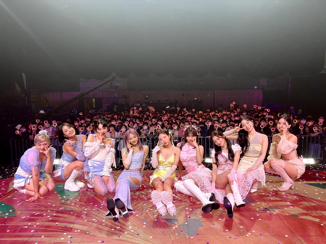 220901 Twitter Update - “By capturing each and every ONCE in TWICE’s heart📸 we are fully charged ...