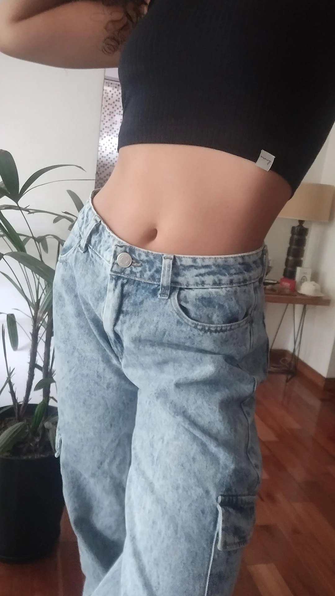 jean, croptop, and a deep belly button | Scrolller