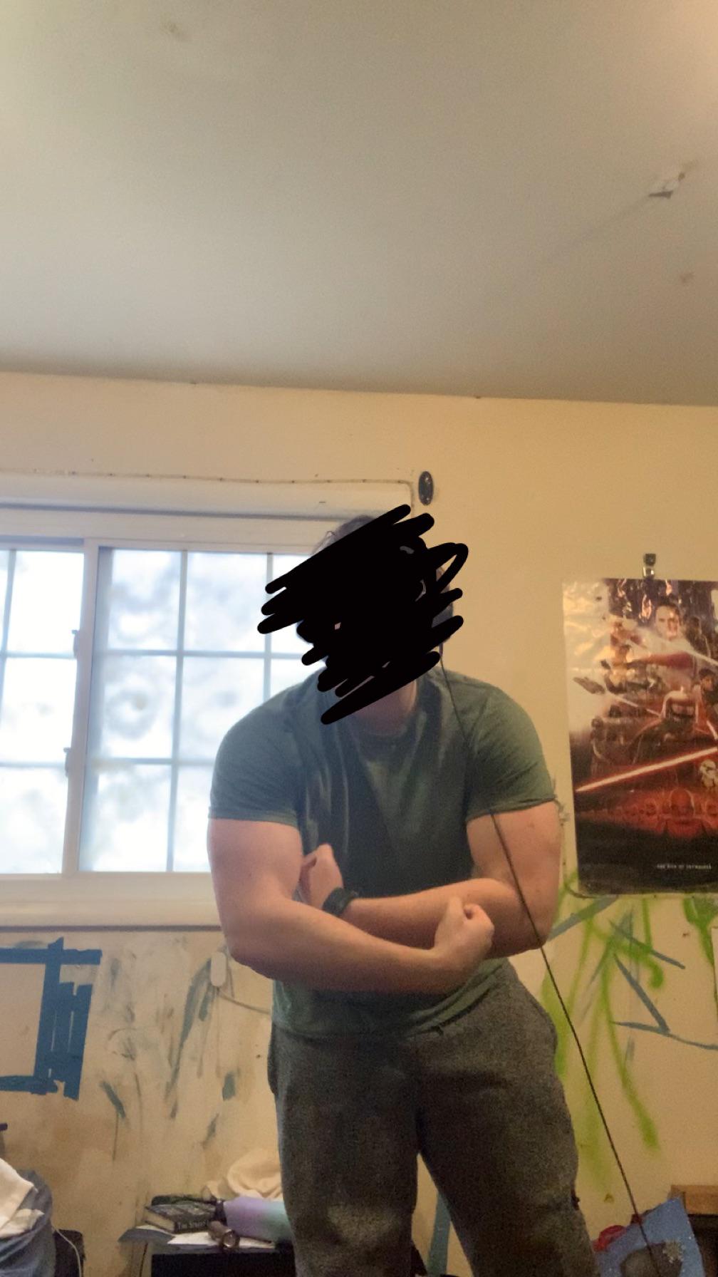 Someone asked for a pick with my “weird ahh” proportions | Scrolller