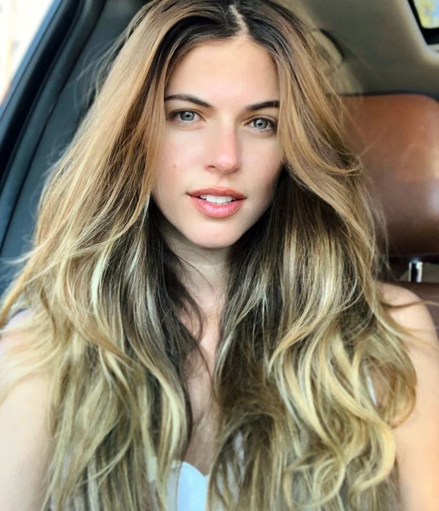 Stephanie Cayo | Scrolller