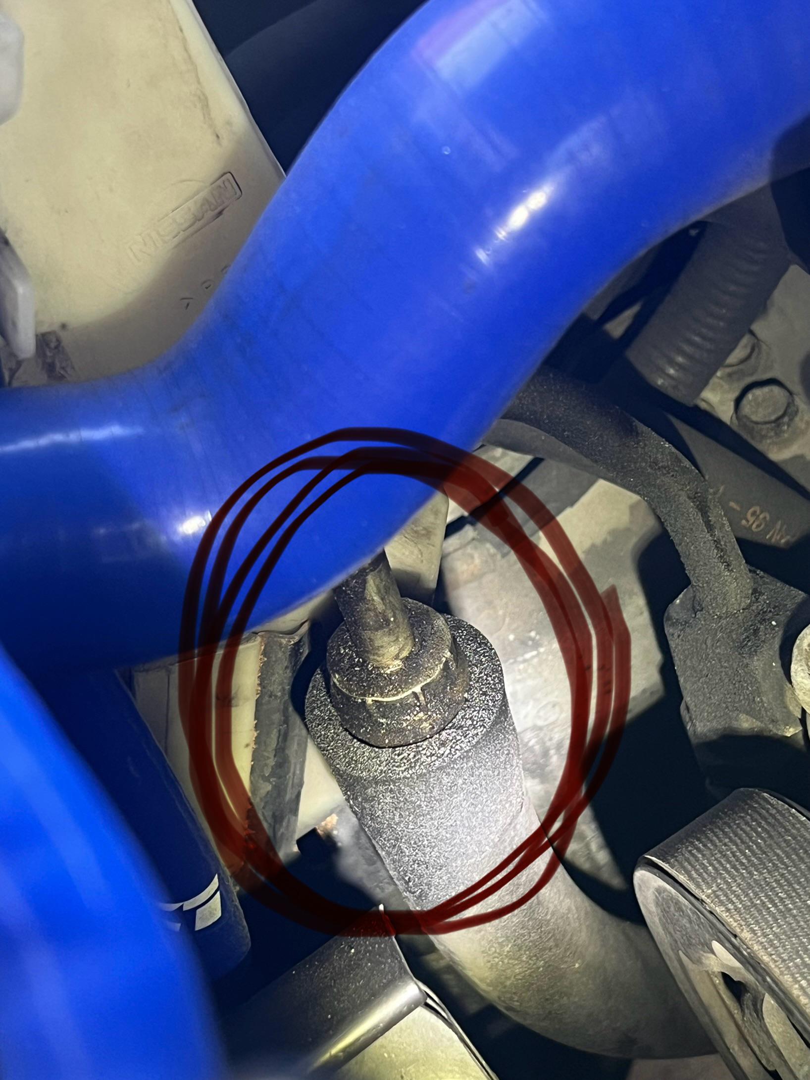 What part is this and what is leaking? | Scrolller