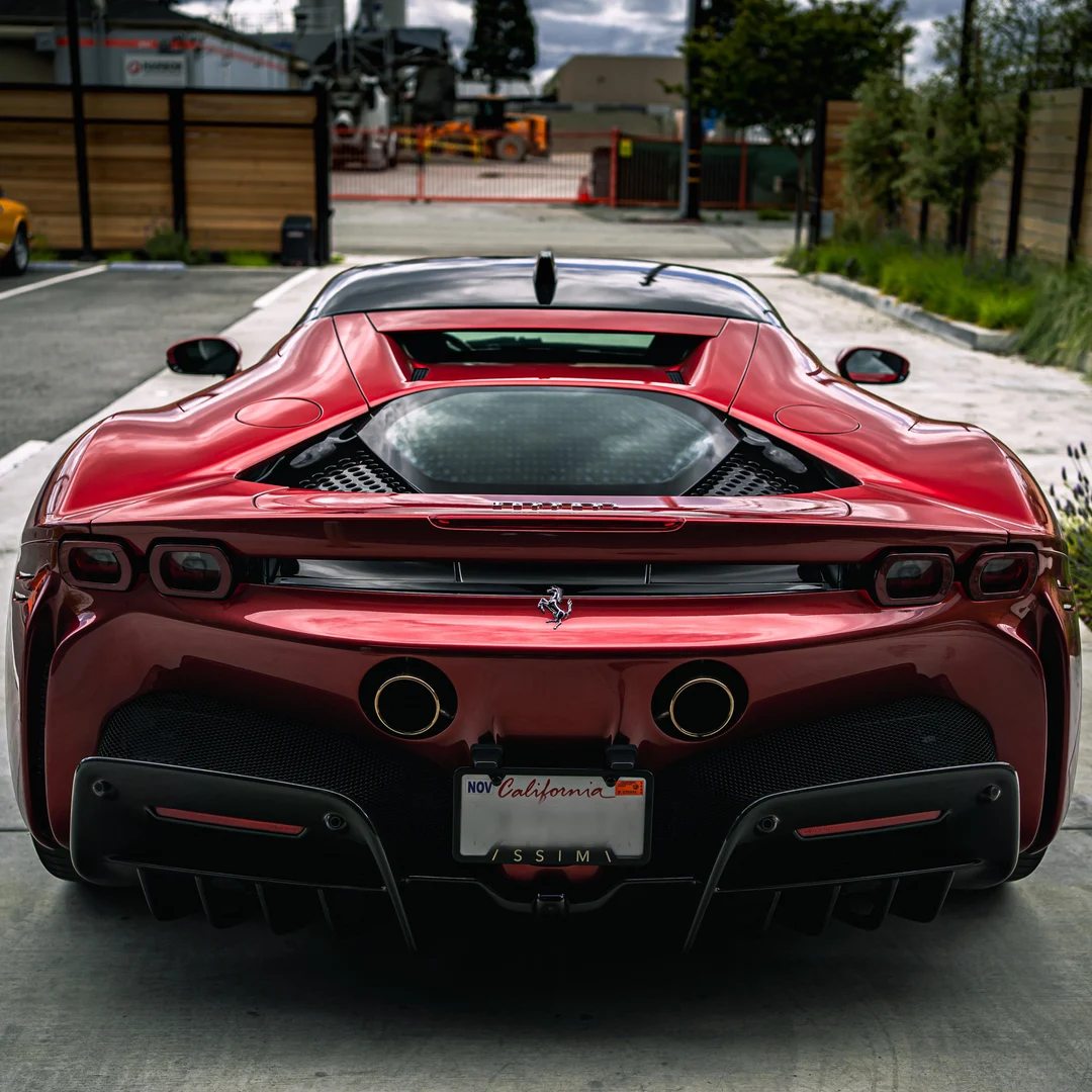 Ferrari SF90 [4000x4000] | Scrolller