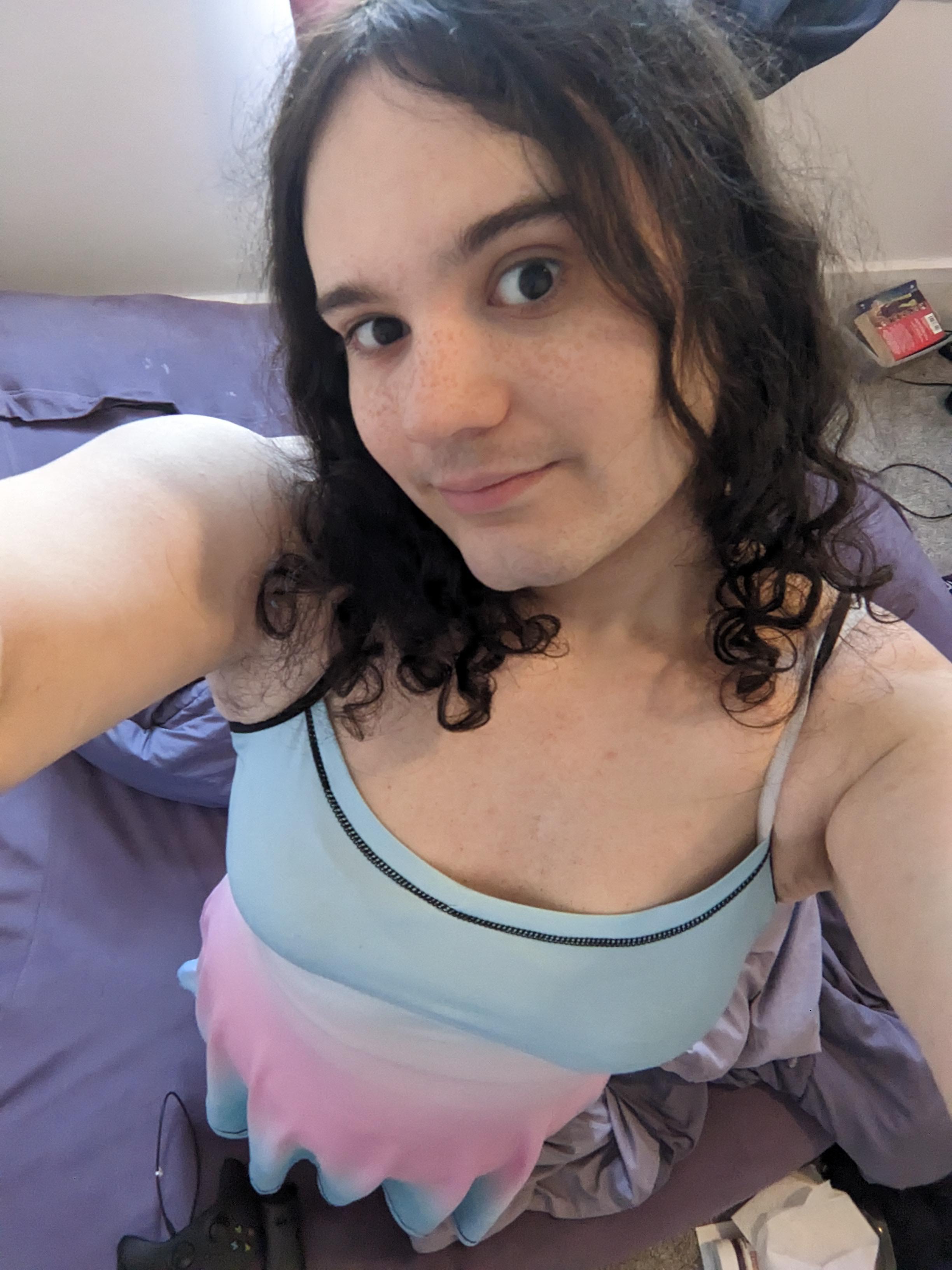 Just feeling cute | Scrolller